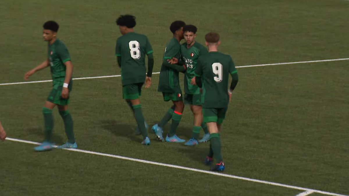 Feyenoord Onder 15 geeft Ajax pak slaag op De Toekomst | FR12.nl
