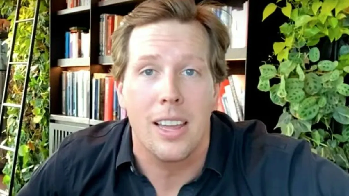 Wellustige Freek Vonk deelt onchristelijke boodschap: 'Soms wel 10x per ...