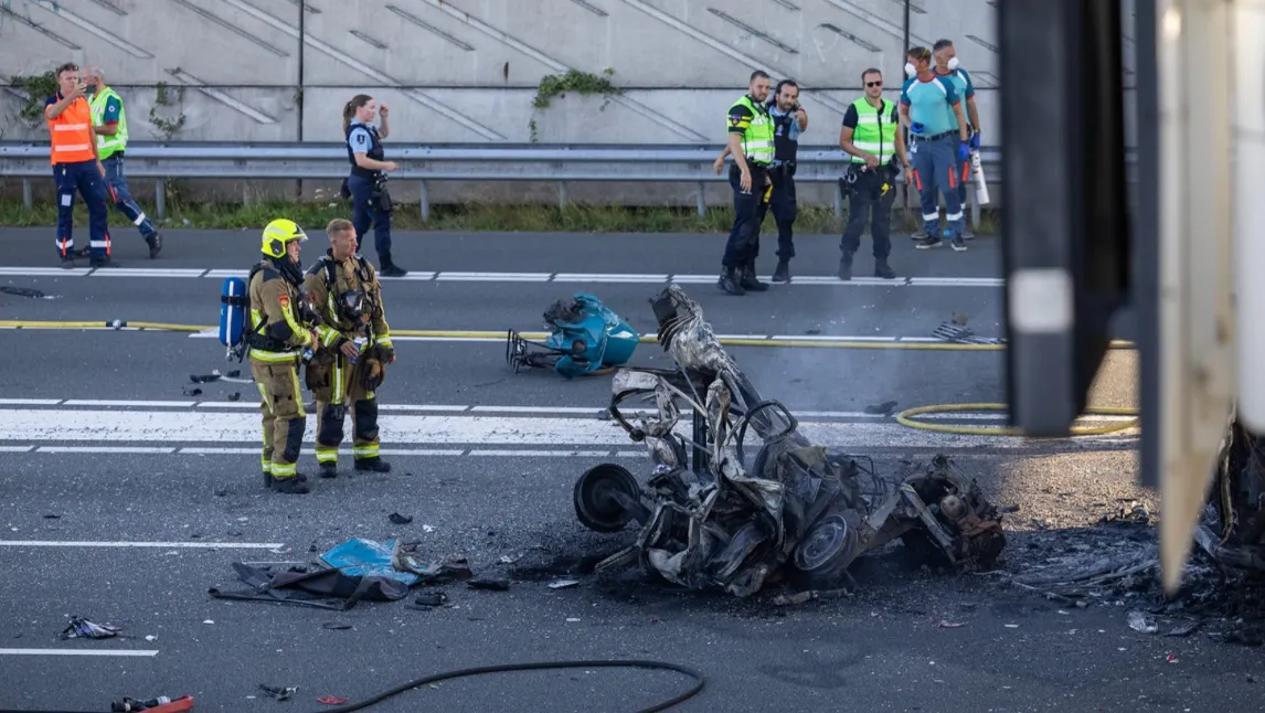 A9: Dode en meerdere gewonden bij ernstig ongeval