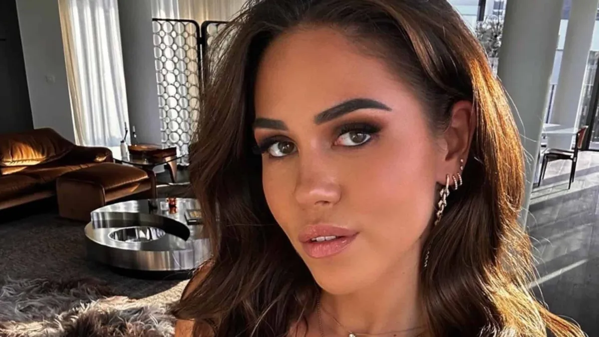 Sarah Puttemans, vriendin van Viktor Verhulst, zwaar onder vuur: dit is ...