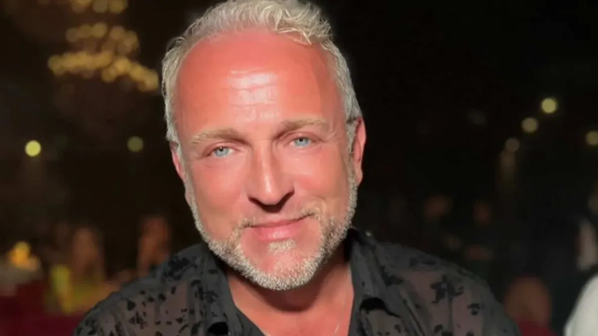 Presentator Gordon ziet er plots totaal onherkenbaar uit: "Nieuw haar ...