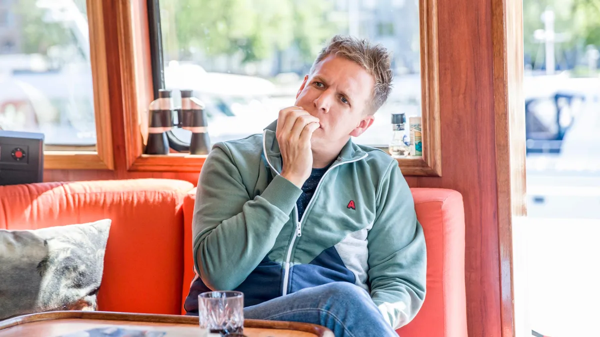 James Cooke maakt zich grote zorgen over zijn vriend Dorian: Dit is er ...
