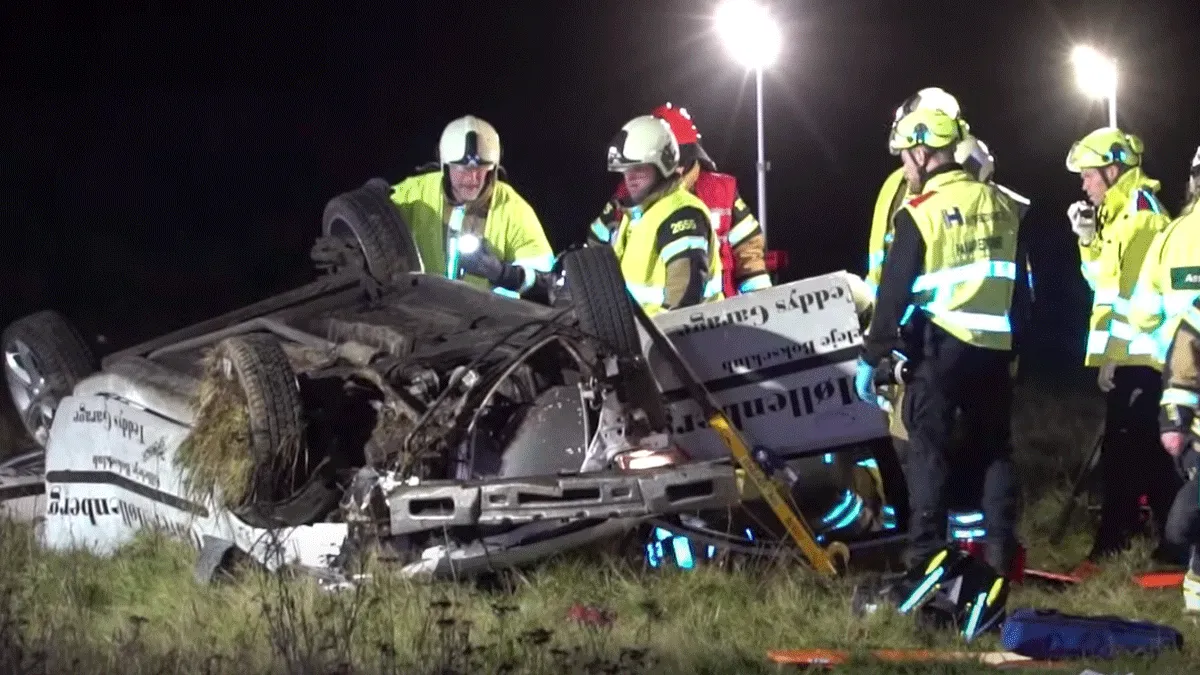Bokser (21) zwaar gewond door verkeersongeval (video) | Vechtsport info
