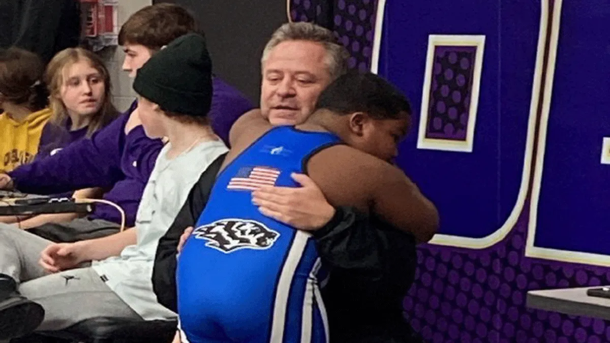 'Hartverscheurend! UFC'er haalt geld op om jongen te helpen ...