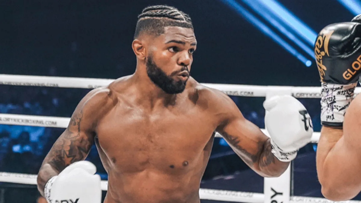 'Die flapdrol heeft de titel die ik had moeten hebben!' Glory's Luis ...