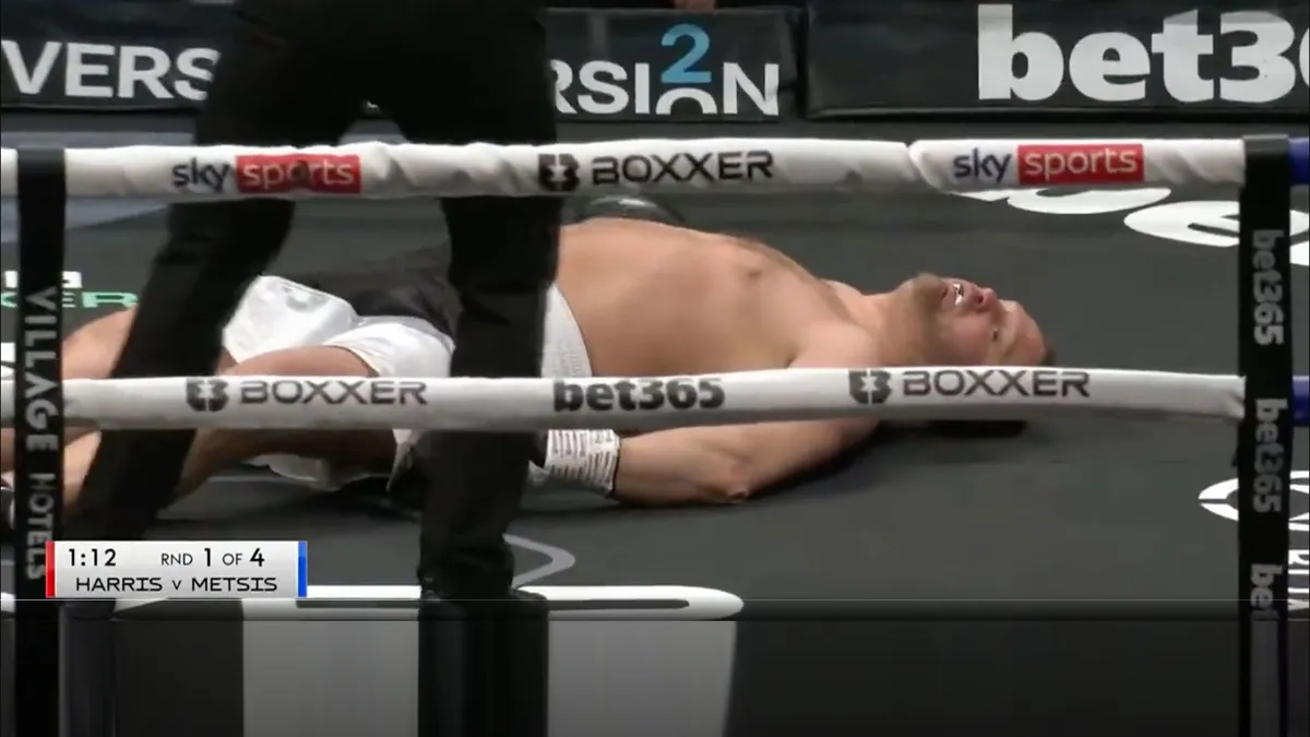 🎥 Dynamiet stoten! Bokser levert in 23 sec waanzinnige knock-out af ...