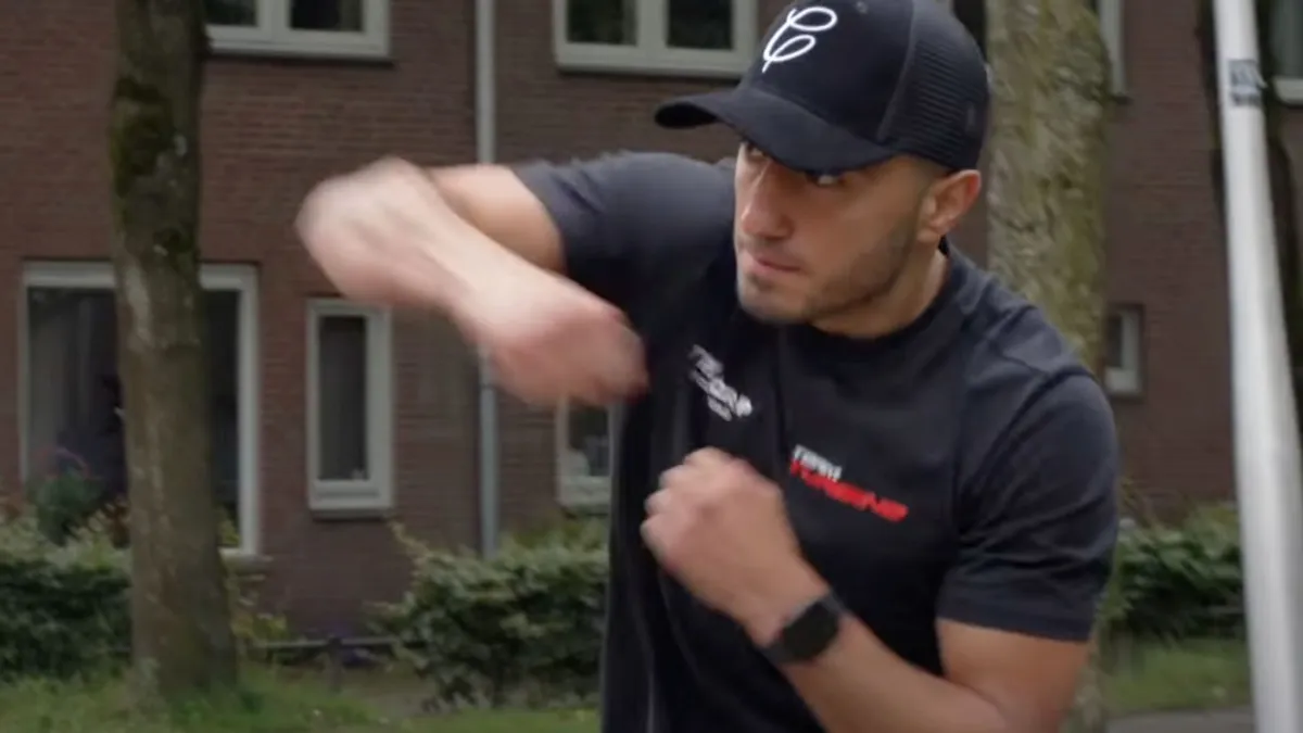 Tayfun Ozcan komt om te slopen: 'Laat niemand heel in Glory ring ...