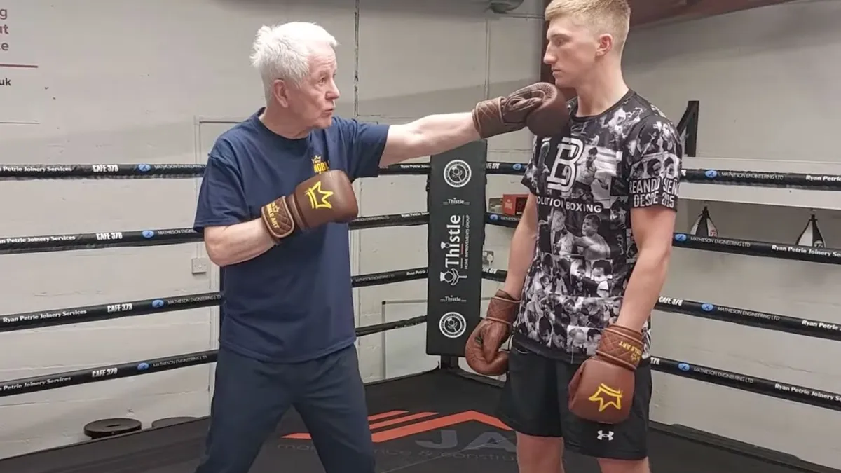 Hoe een 79-jarige bokser TikTok verovert - wereldwijd een grote hit ...