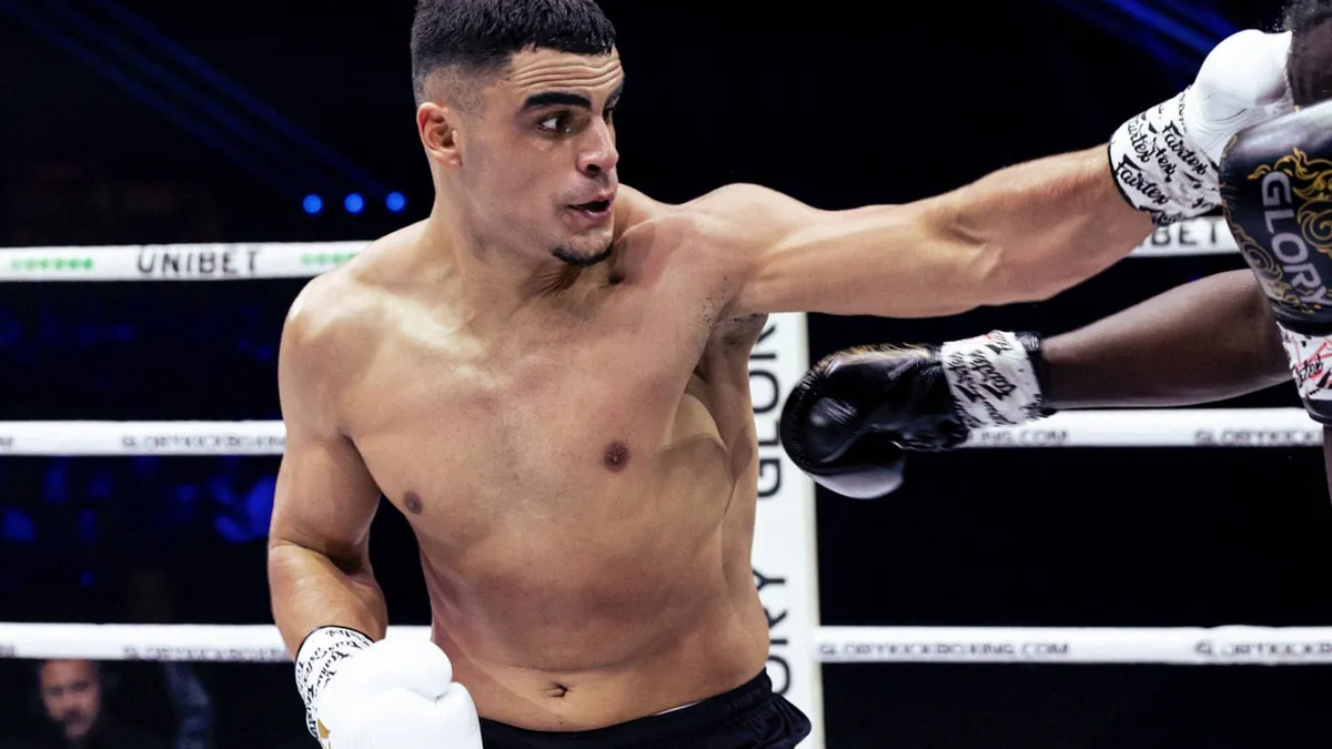 Glory 98: Cem Caceres krijgt zware taak tegen 'The Black Ghost ...