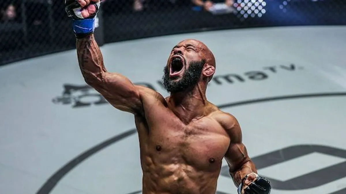 MMA-vechter daagt God van het kickboksen uit – je gelooft niet wat er ...
