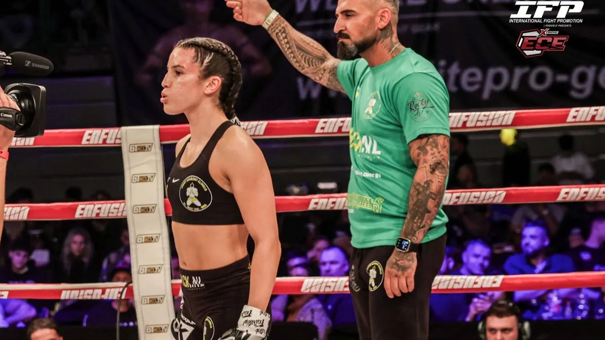 Bestolen? Fans massaal achter vechter Leeuwinga - ‘dit kan je toch niet maken!’ | Vechtsport info