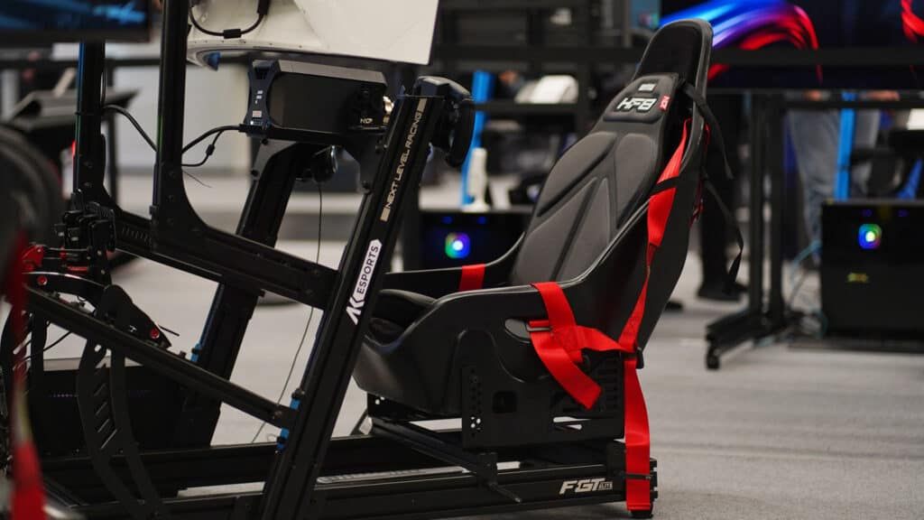 Next Level Racing onthult HF8 haptische mat voor in je racestoel