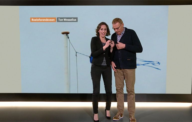 RTL weervrouw Jennifer Faber vergeet microfoon, Jan de Hoop to the ...