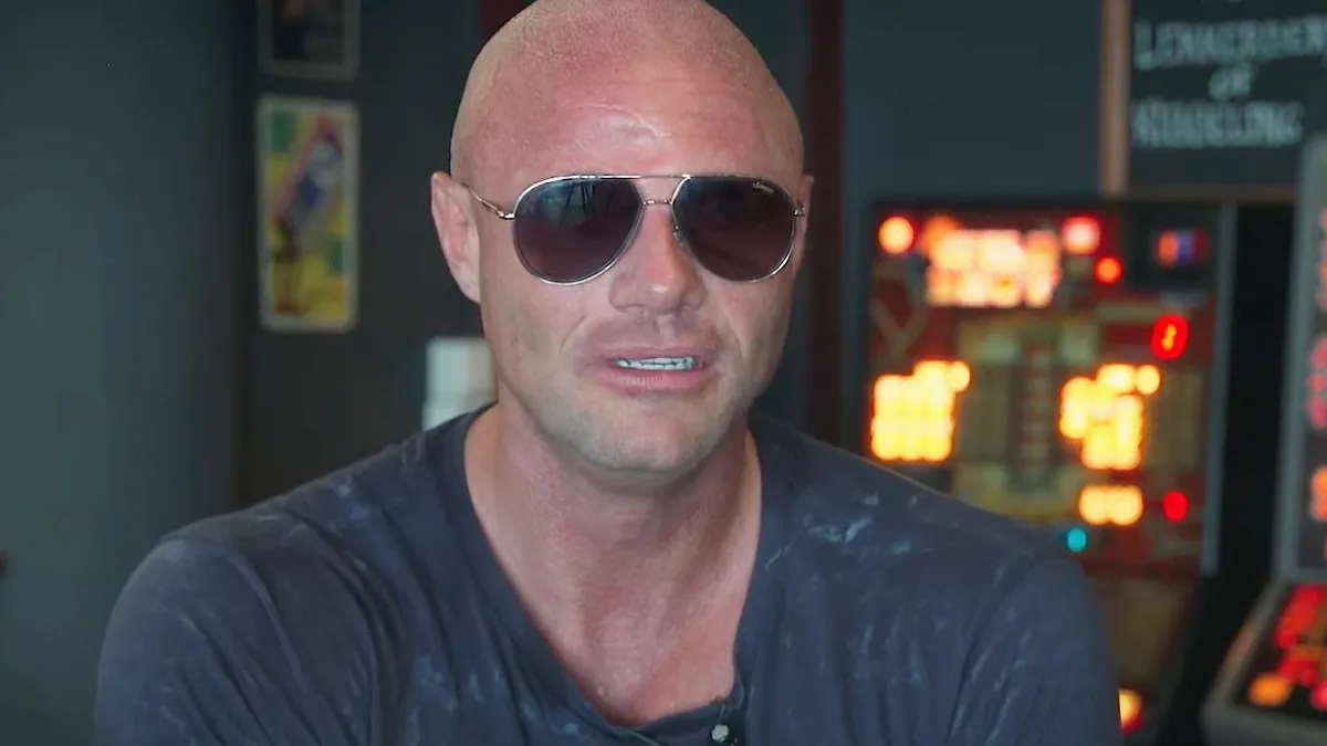 Internetfenomeen Alex Soze vertelt over zijn heden en verleden | VK ...