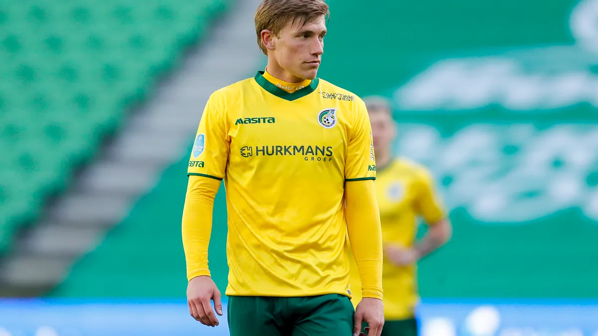 'Ik kon ook naar Feyenoord, maar van jongs af aan ben ik fan van Ajax'