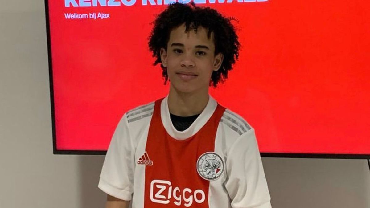 Ajax versterkt zich met talentvolle Riedewald (14): ‘Nog een beetje ...