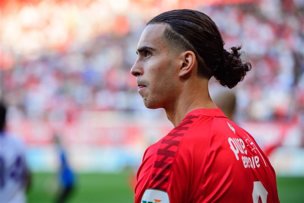 Zerrouki over zijn tijd bij Ajax: 'Ik speelde weinig en zag steeds ...