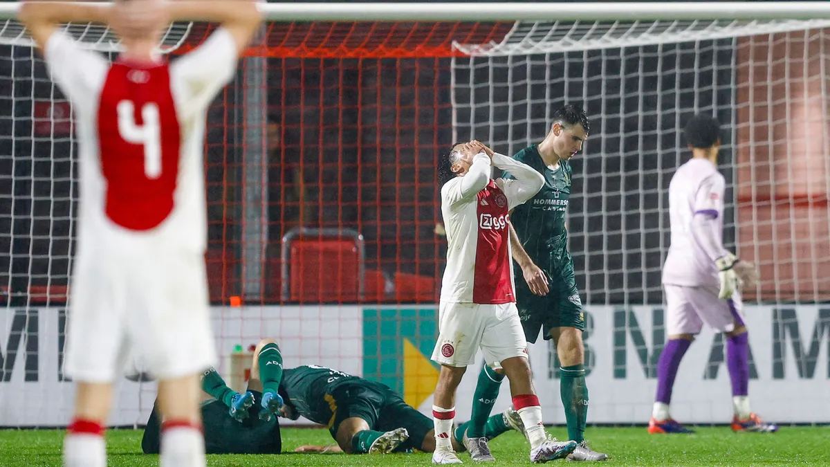 Jong Ajax ziet duel met FC Utrecht afgelast worden; nieuwe datum nog ...