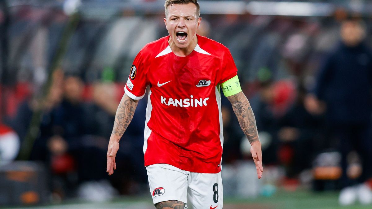 Van der Vaart tipt Ajax: 'Henderson speelt meer de keeper aan, maar hij speelt altijd vooruit'