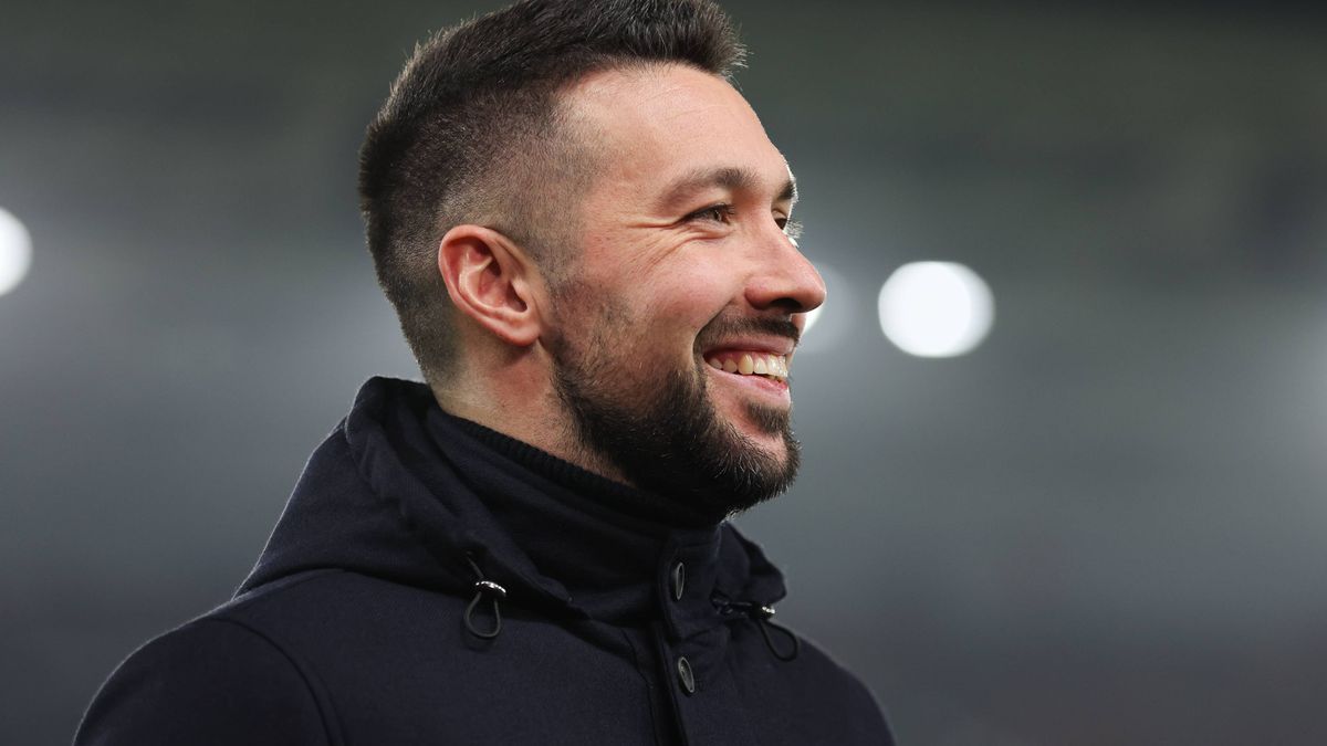 Farioli plukt nu vruchten van rouleerbeleid: 'Gaat Farioli "op z’n ...