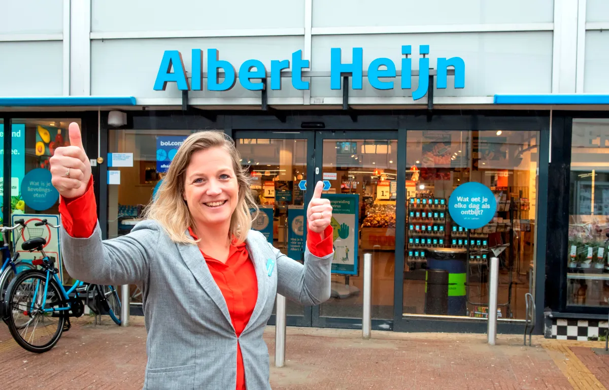 Vernieuwde Albert Heijn Eikenlaan open