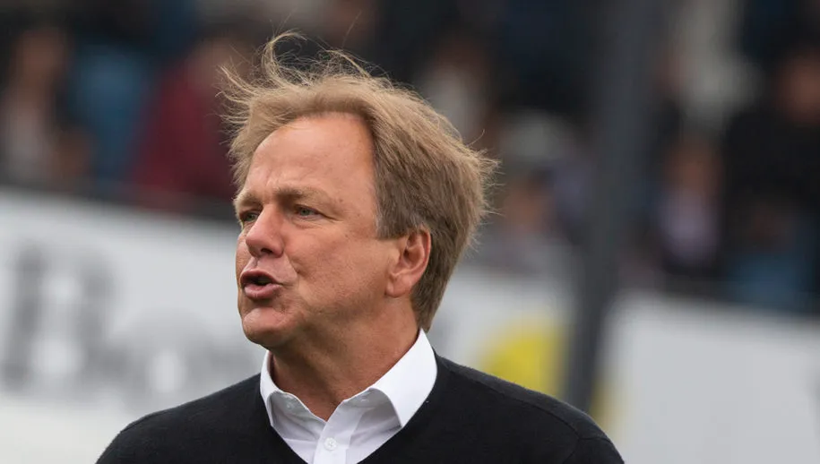 Mike Snoei terug als hoofdtrainer van Telstar: “We gaan er een mooi ...