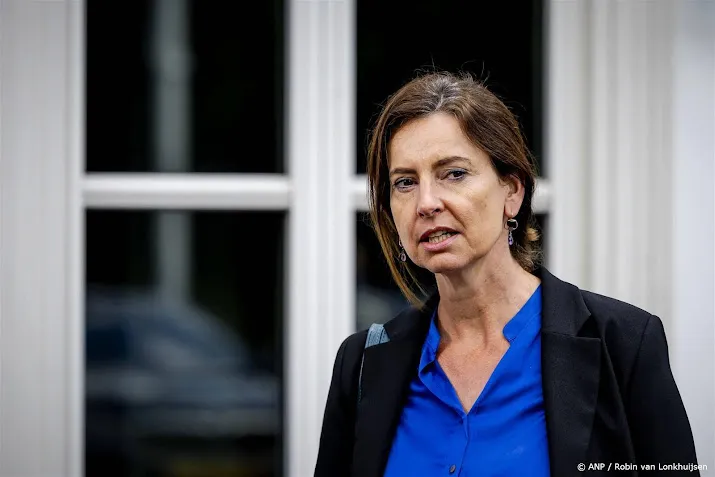 Minister Uitermark betreurt problemen toezichthouder van AIVD