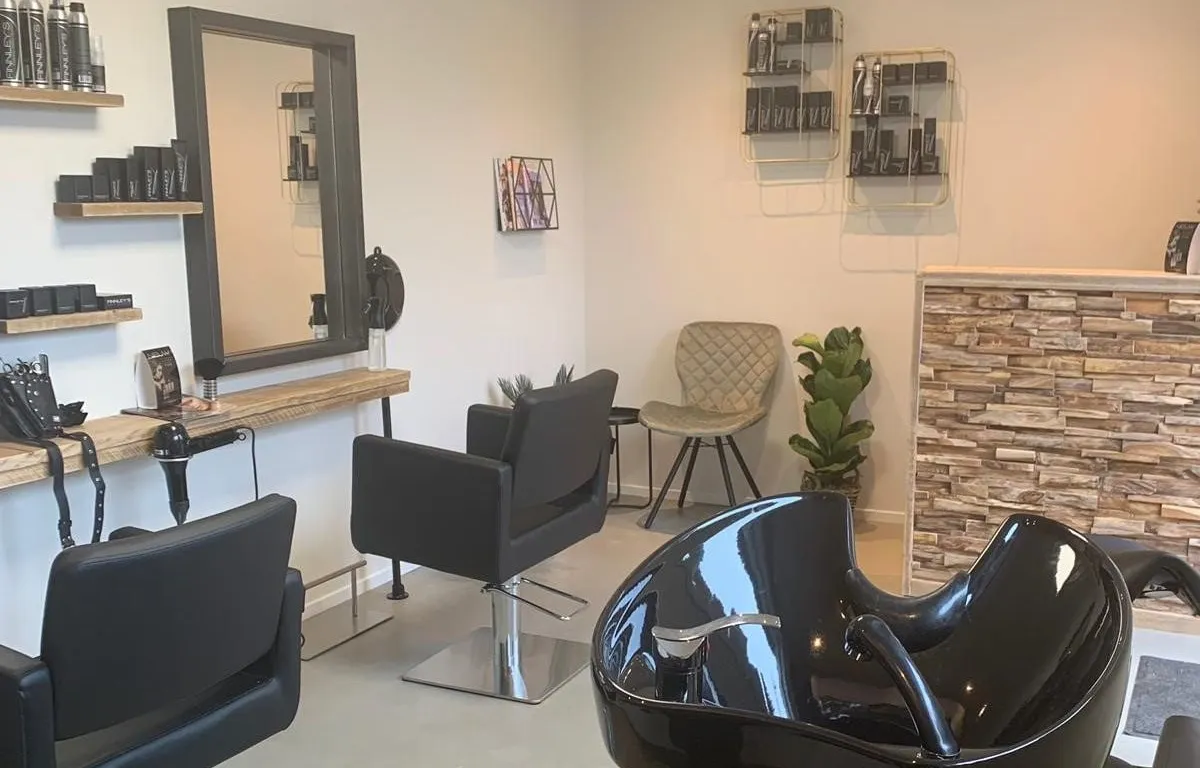 Nieuw in Sprang-Capelle: The Hair Barn