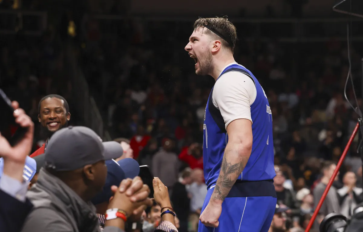 Dallas Mavericks star Luka Doncic wowed the crowd with unreal circus shot