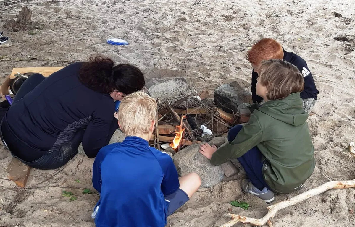 Vuur maken met vuursteen voor beginners