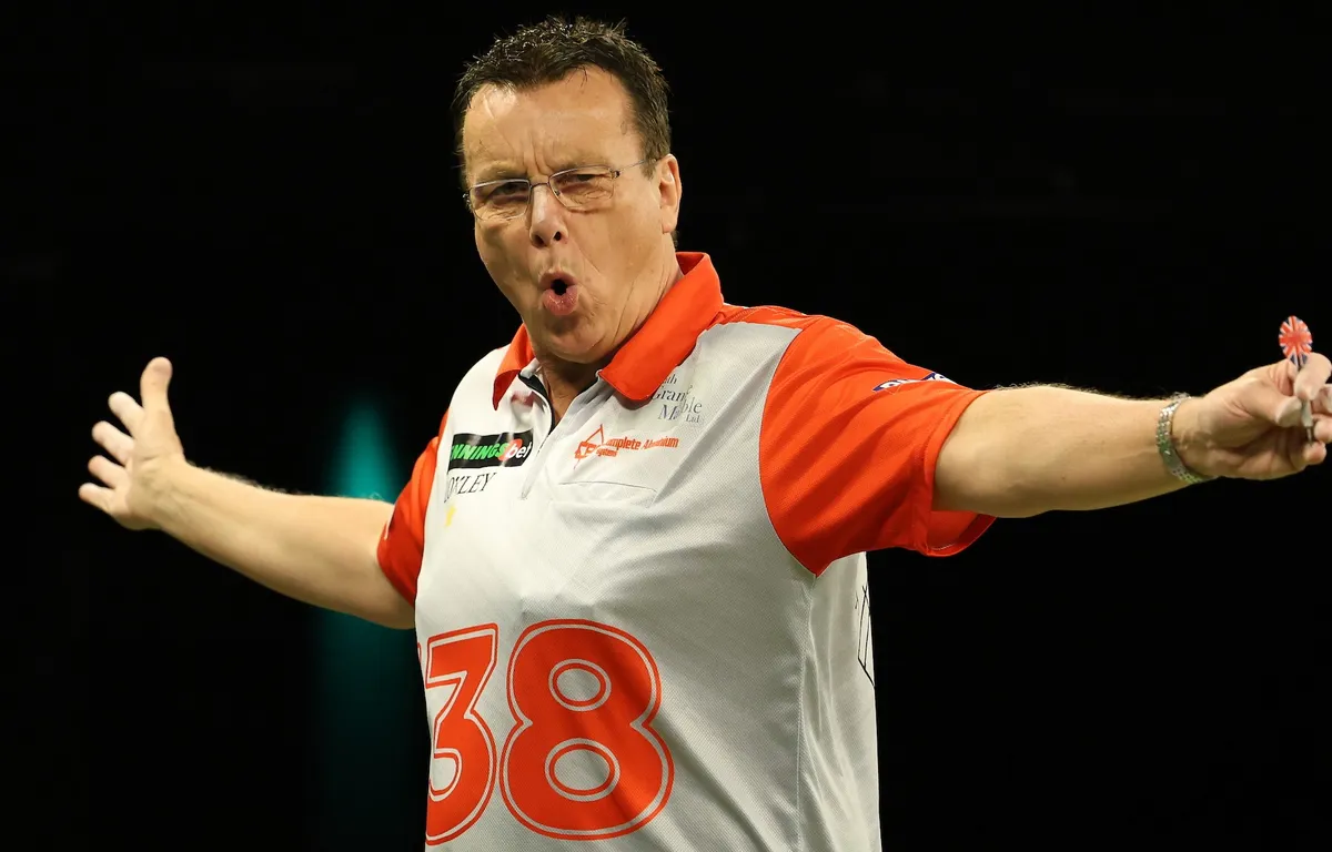 Former world champion Keith Deller honoured with MBE