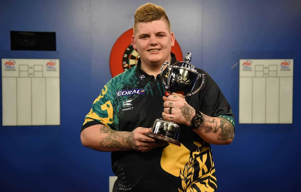 Cadby shows potential intent to return to darts: "A break has done me ...