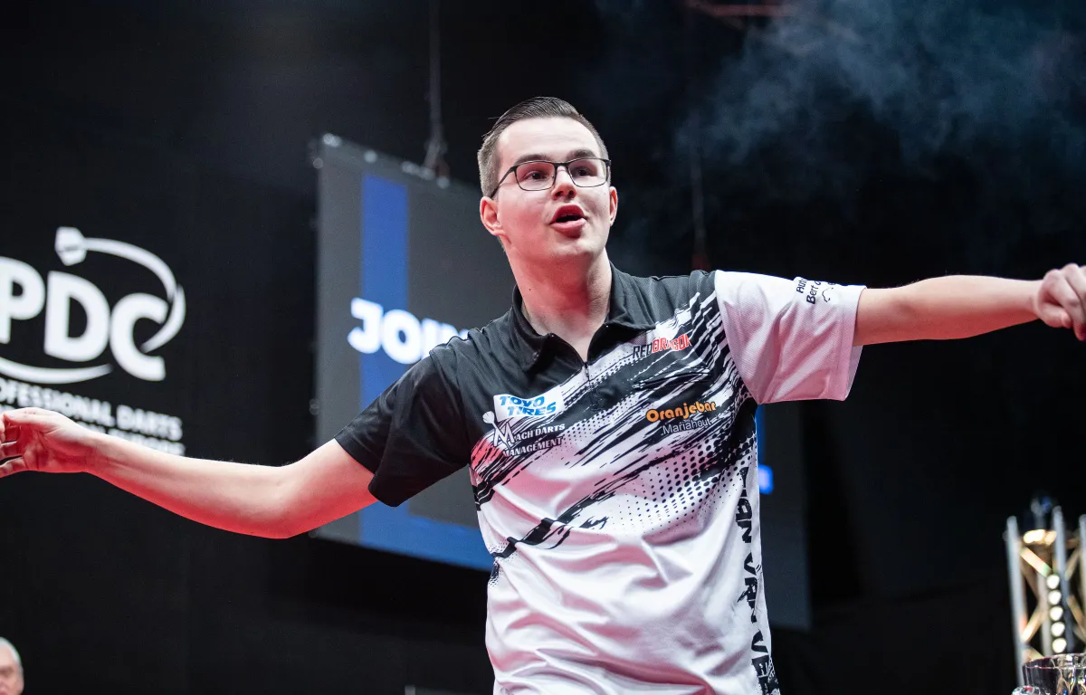 Grüllich, van Veen und van der Velde in den Viertelfinalen der PDC ...