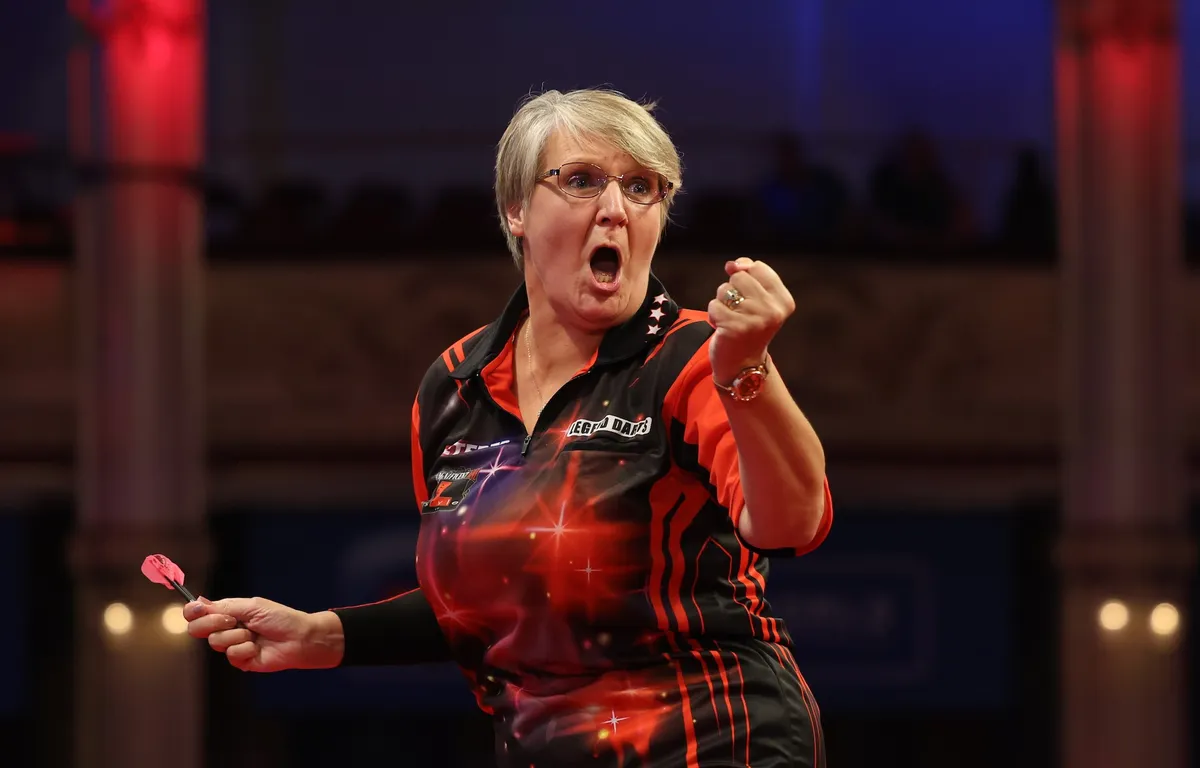 Ashton und Duff erreichen bei den Australian Darts Open die K.o.-Runde