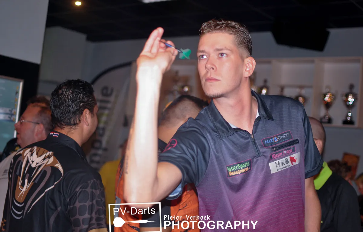 Jimmy van Schie gewinnt Wochentitel in der MODUS Super Series nach ...
