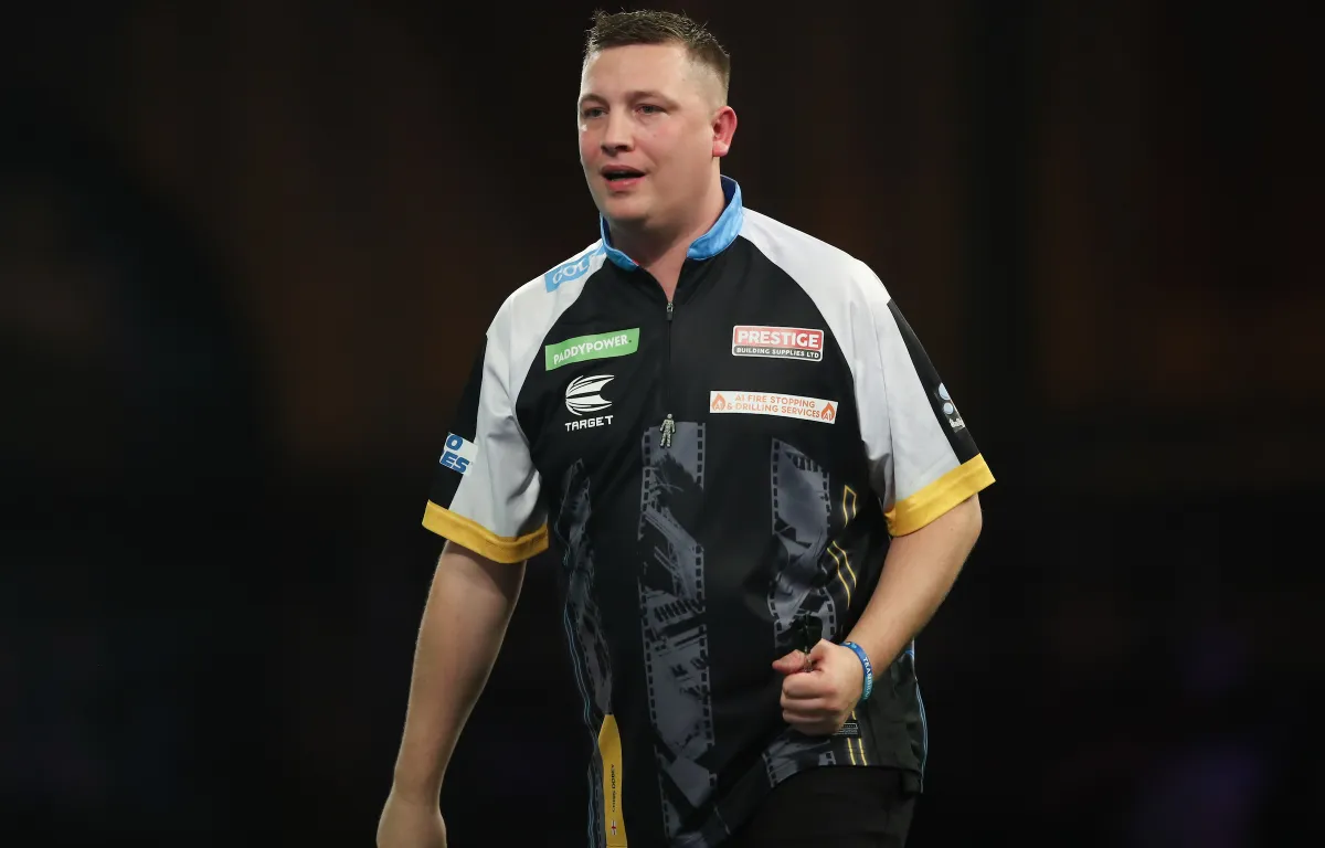 Chris Dobey nach Spektakel zu stark für Ross Smith im rein englischen ...