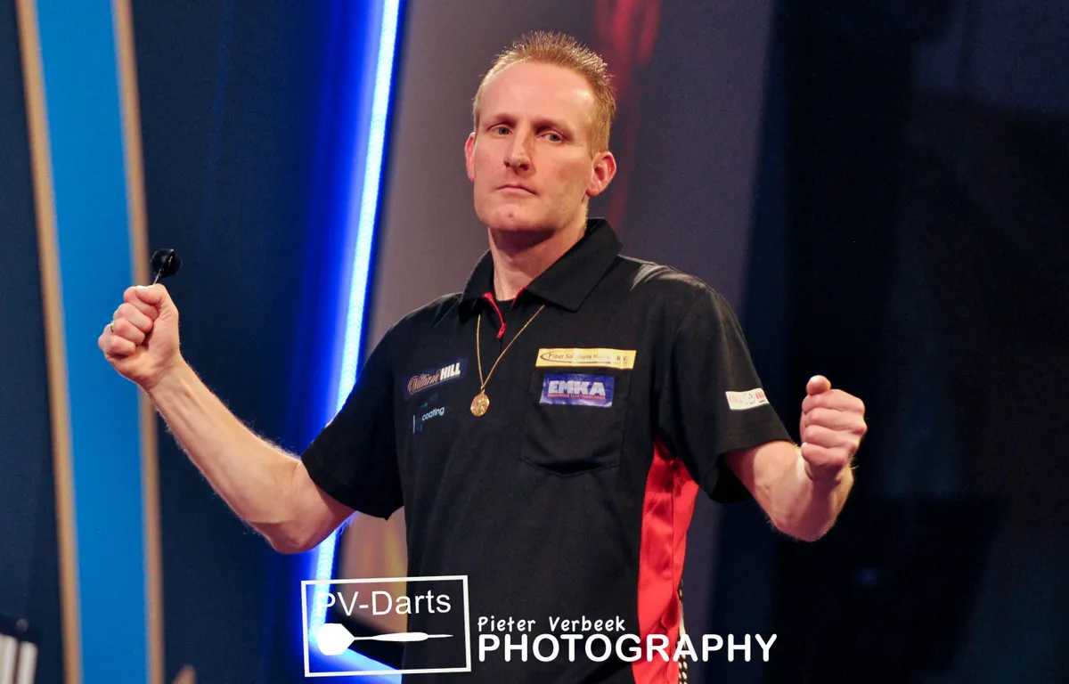 Landman zorgt voor eerste Nederlandse zege op WK Darts