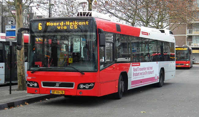 16- en 17-jarigen reizen extra voordelig met de bus