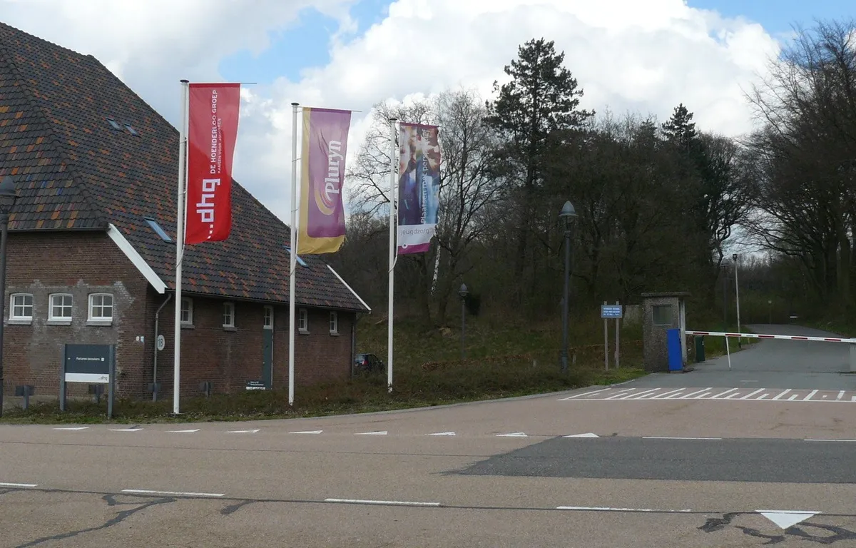 Jeugdzorginstelling Pluryn De Hoenderloo Groep dicht