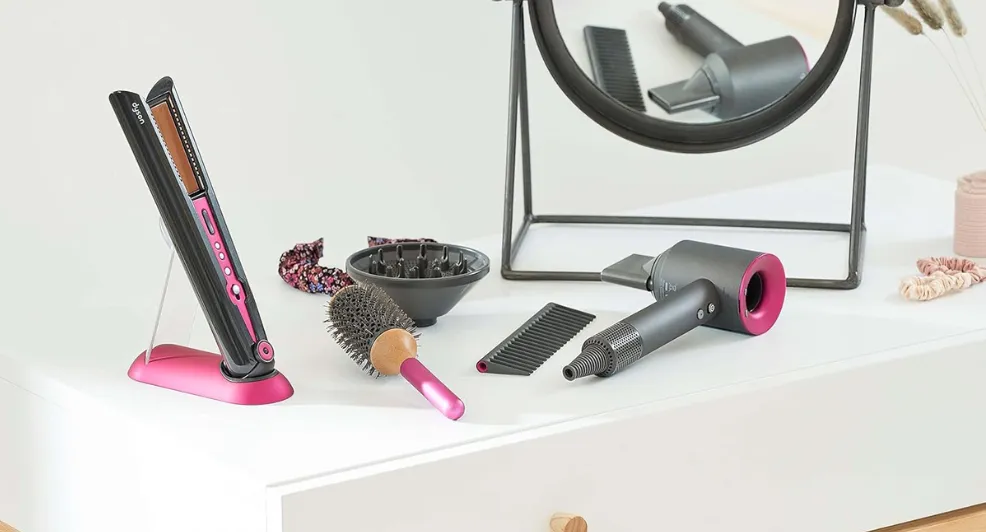 Deze té schattige mini Dyson-set is het perfecte kerstcadeau voor je kind