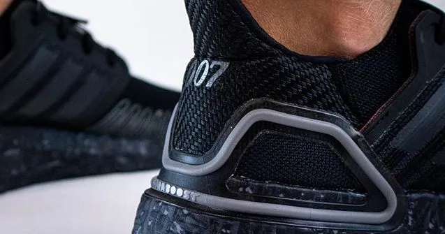In stijl je doelwit killen met de nieuwe James Bond x adidas UltraBOOST 20