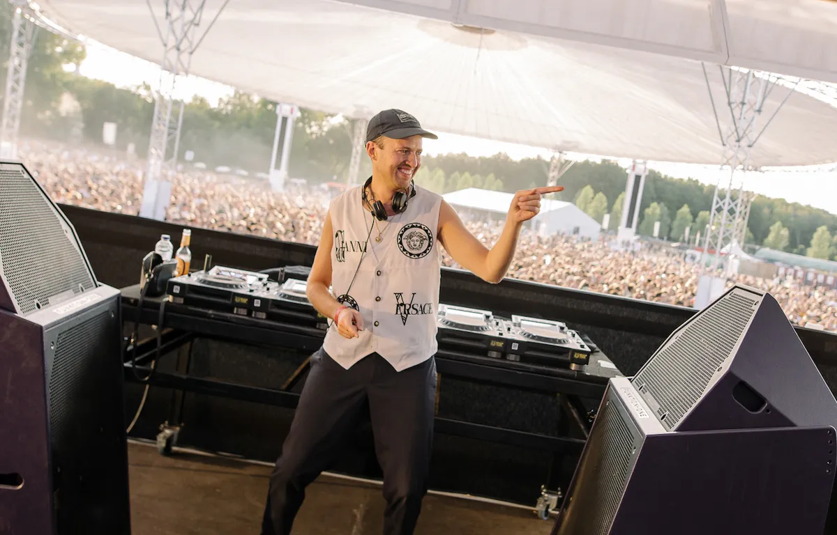 De heerlijke Dekmantel-set van Job Jobse is nu te streamen op Soundcloud