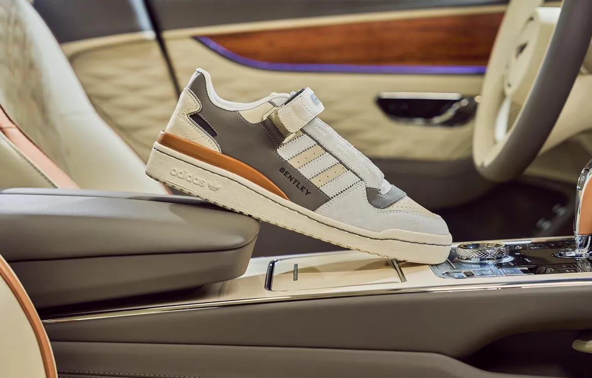 Bentley dropt custom sneakers in samenwerking met The Shoe Surgeon