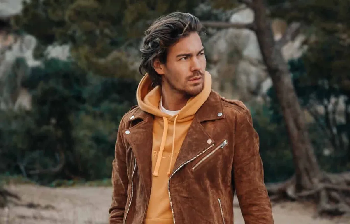 FHM Style: upgrade je garderobe met dit toffe Suede Biker Jacket