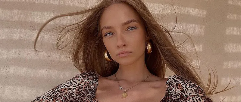 Met de mega knappe Celine Sophie overleven wij de maandag wel