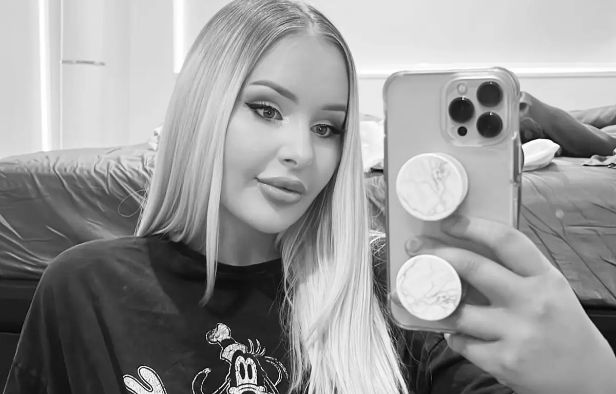 Vrouw Spendeerde Ruim 60 Duizend Euro Om Eruit Te Zien Als Een Real Life Barbie