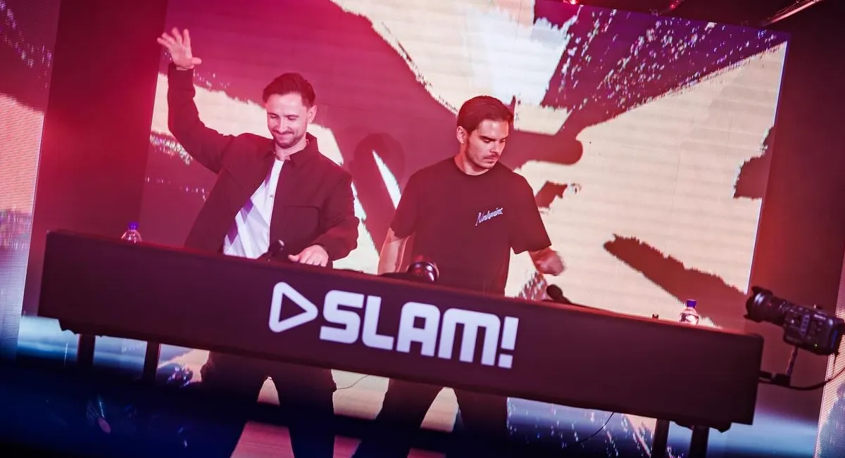 Geniet de hele maand van nostalgische hits met de SLAM! Countdown