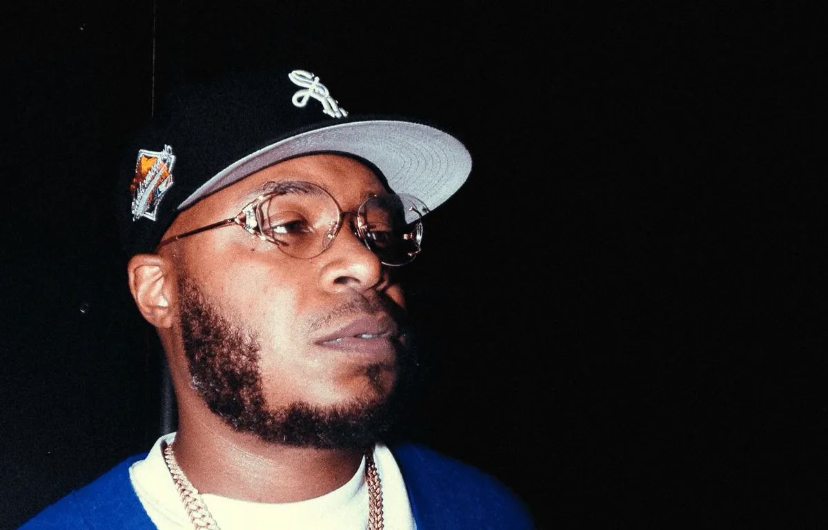 Zo worden Nederlandse rap hits omgetoverd tot Hollandse volksliedjes op ...