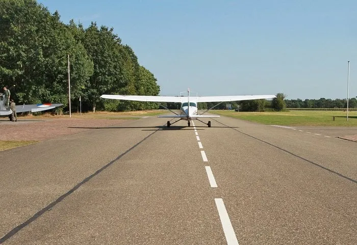 Defensie geeft uitleg over PFAS op vliegbasis Gilze-Rijen
