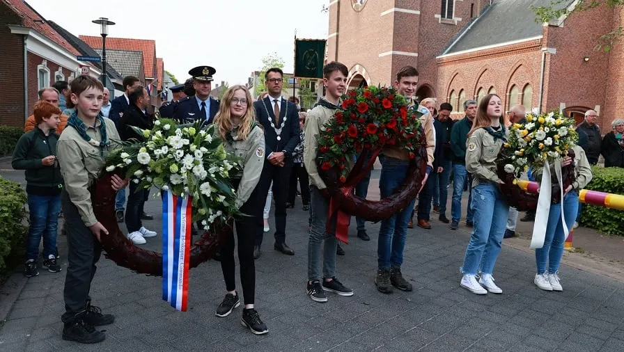 4 Mei: dodenherdenking in Gilze